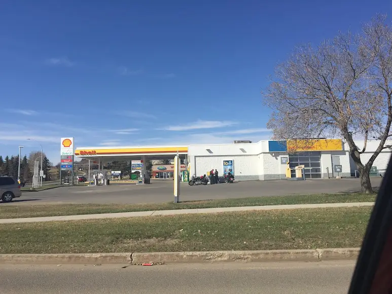 St. Albert Shell - Parke Pacific Projects Ltd.